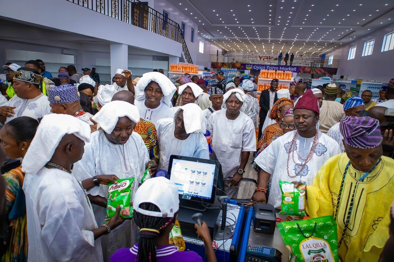 OONI UNVEILS ICONIC SHOPPING MALL, Ojaja More, FOR JOB CREATION - City ...